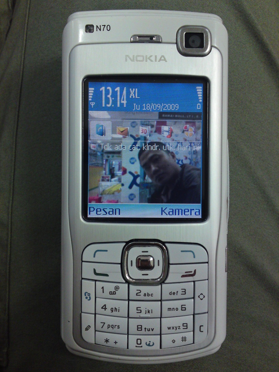 Nokia N70 White , Cantik nan Menawan