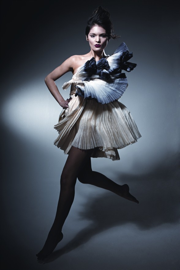 RYUNG RYUNG: Felicity Brown collection 2010