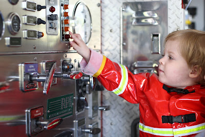 Laine Williams Photography: jack at the fire station