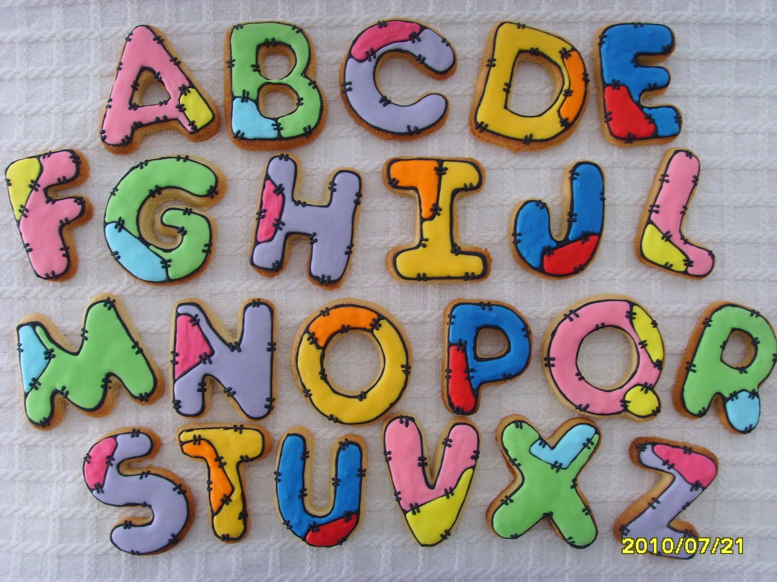 Maria Bolachas: Letras com patchwork