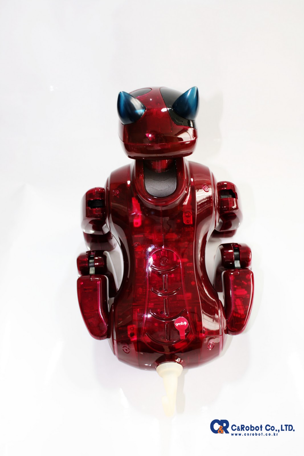 CNRobot Corporation: Genibo-M is a robot that teaches