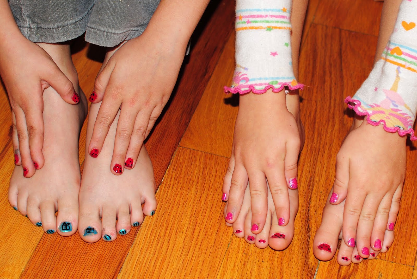 Live Laugh Love: Spa Day with Auntie Whi!