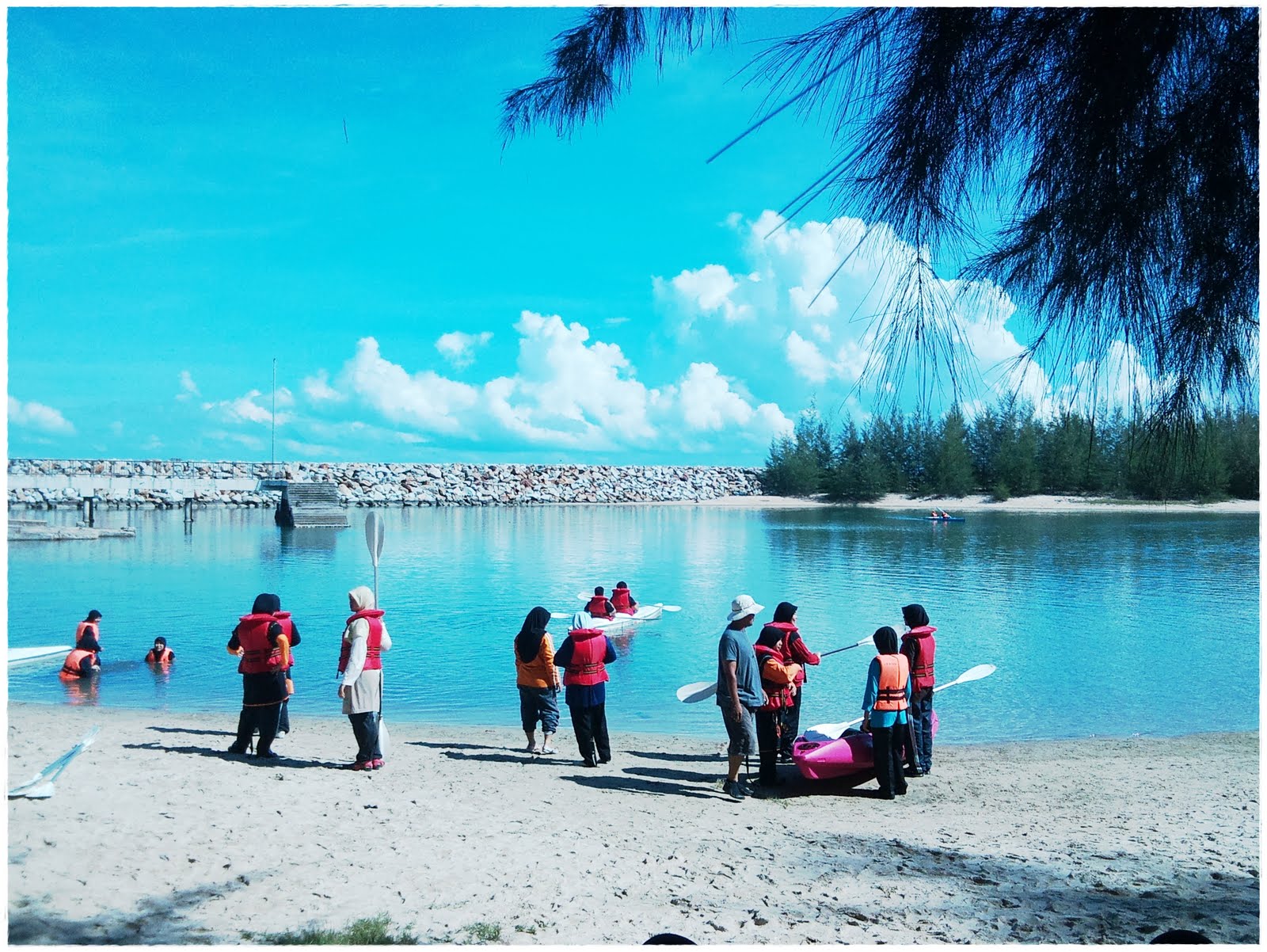 TERENGGANU UNIK : :: Ceritera 139 : Taman Rekreasi Pantai Merang