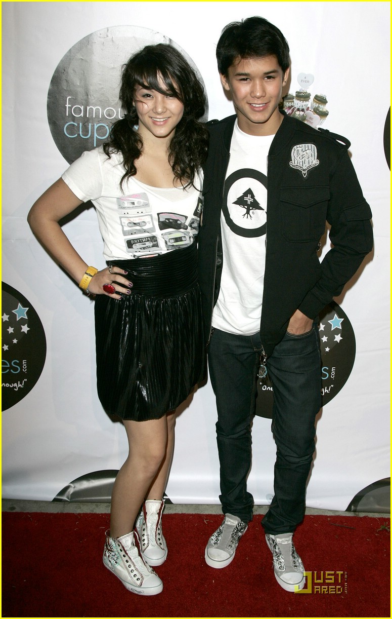 Blog para todos: Boo Boo Stewart y su hermana en Beverly Hills