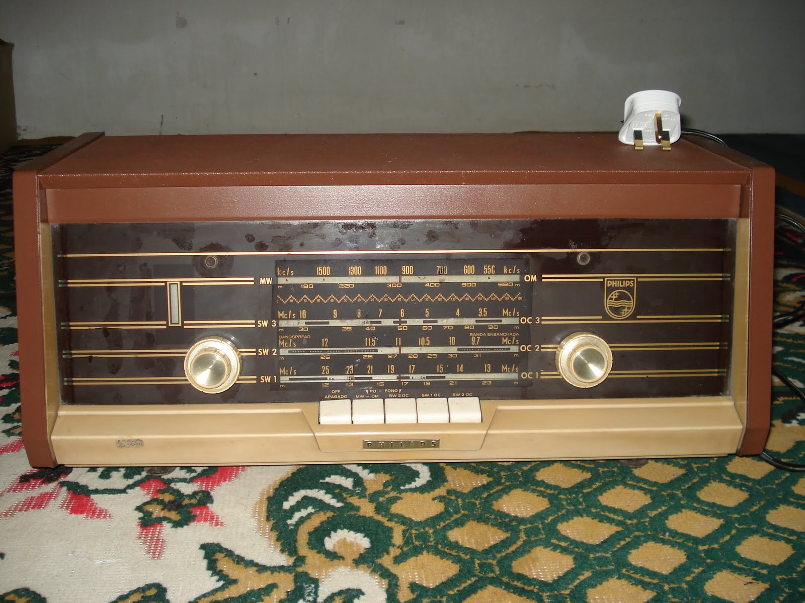 RAWAIJARING: radio lama