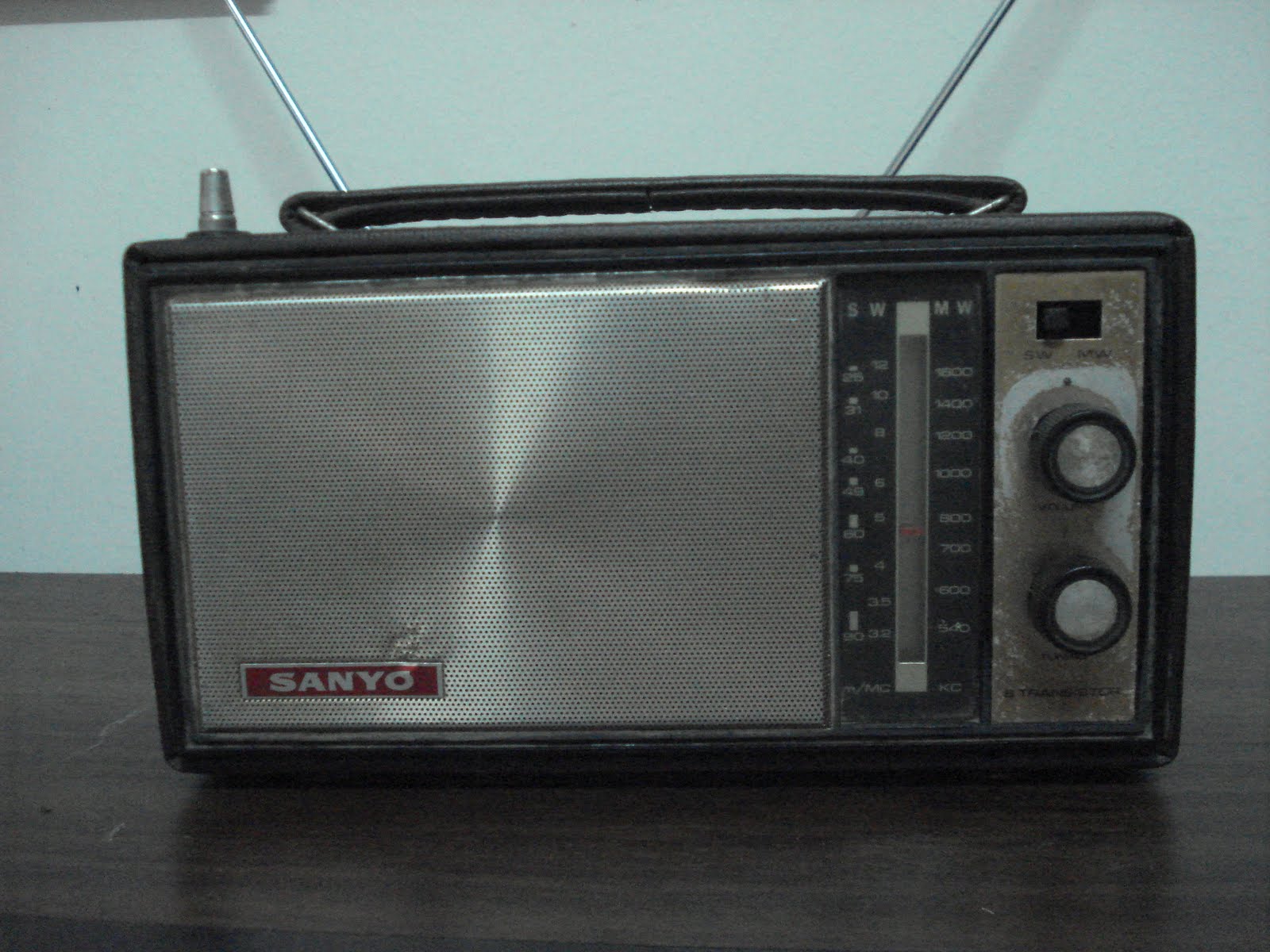 RAWAIJARING: radio lama