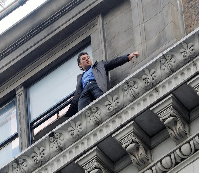 Man On A Ledge Trailer