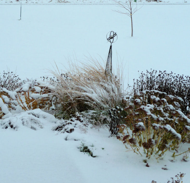 Snow Treasure [1968] - boardsmaster