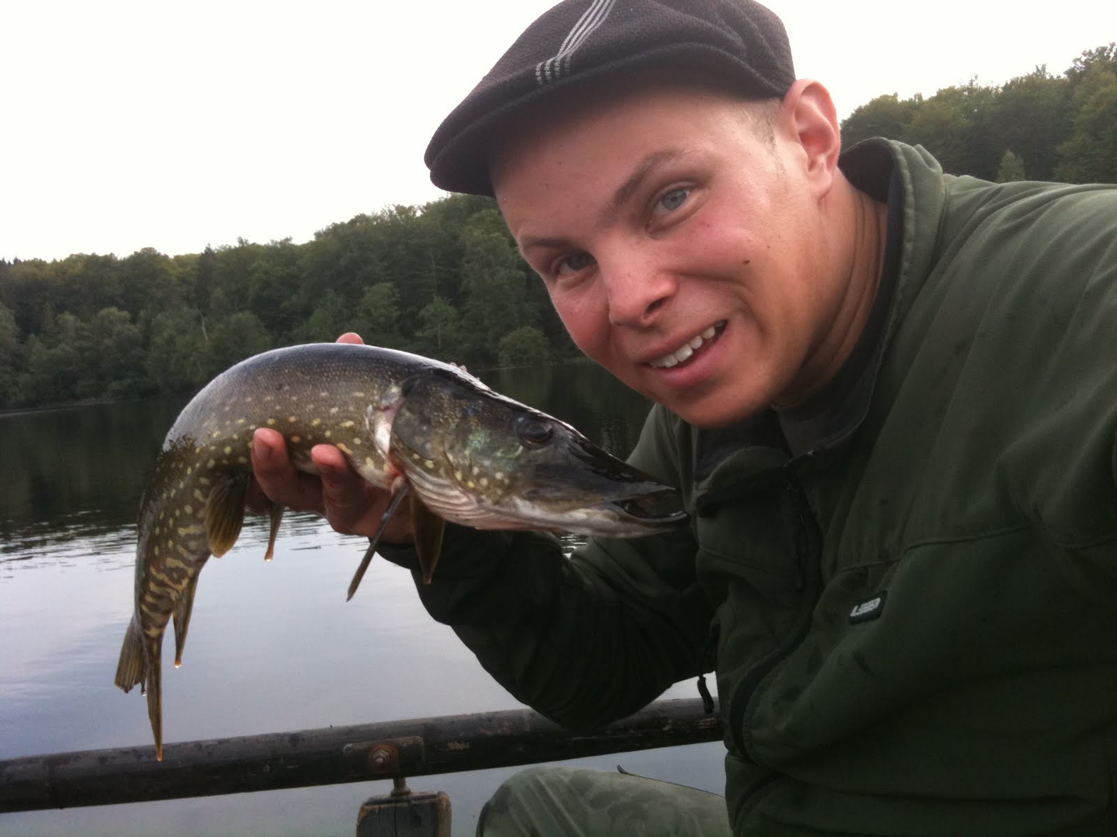 Fiskeligan: Sutare i Grytsjön - Hand of Sacrifice