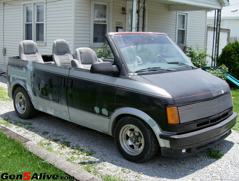 Mighty Lists: 12 awesome custom vans