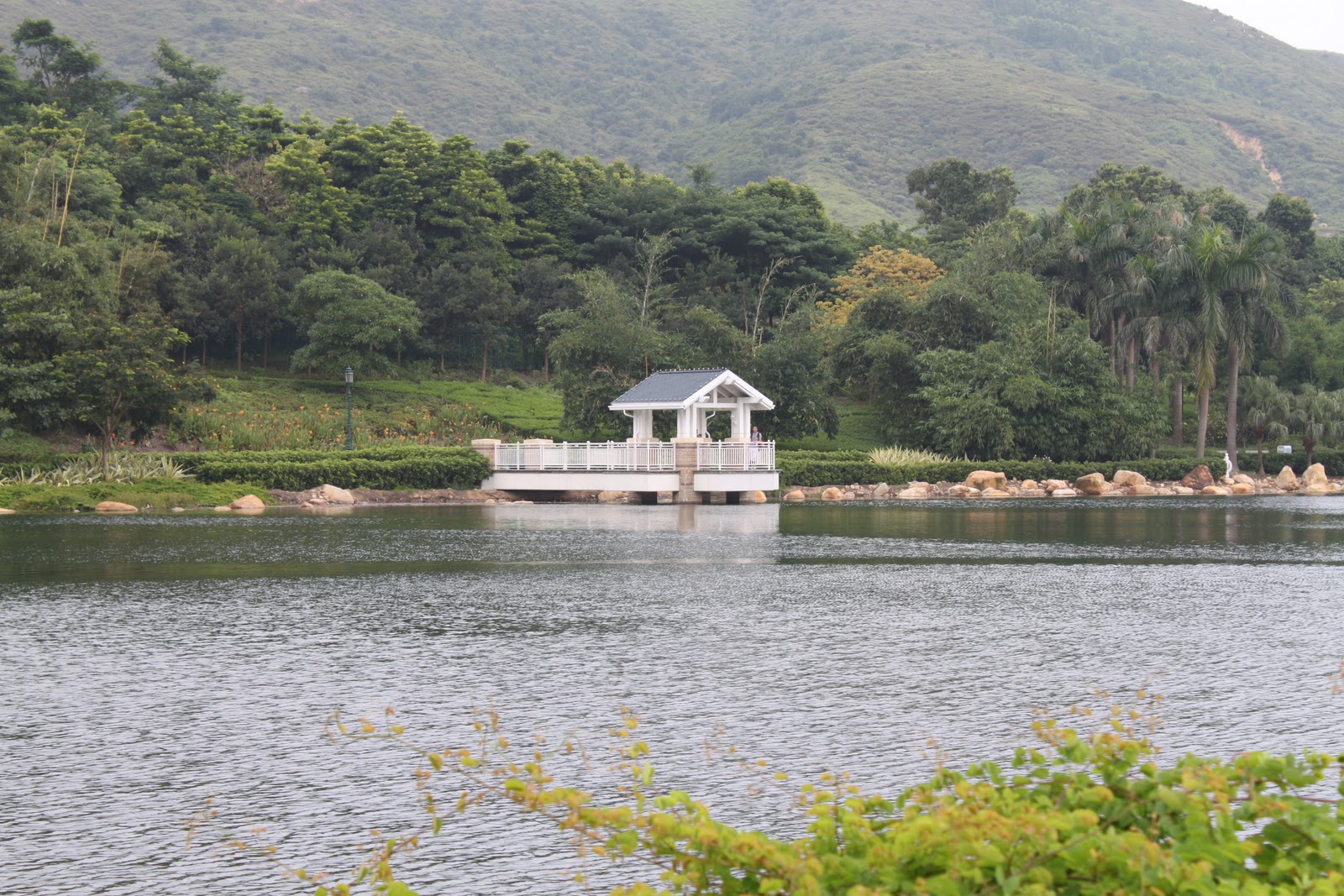 SPD3159 Attractions in Hong Kong!: Inspiration Lake 迪欣湖 3/10/2010