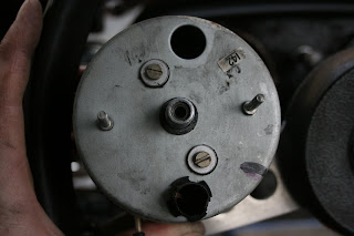 MGB Geeza's 72 GT: The still-wobbly speedo...