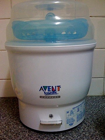 Macam-Macam-Ada: Avent Naturally Express Steam Sterilizer