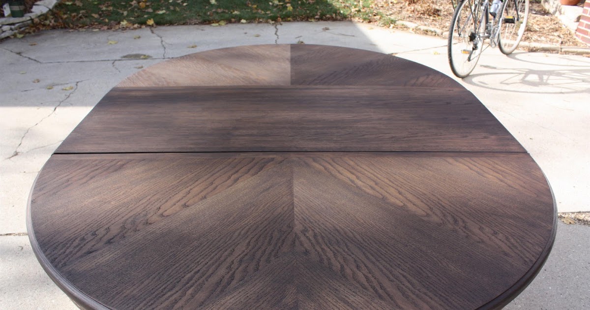 Russet Street Reno: Shiny happy table