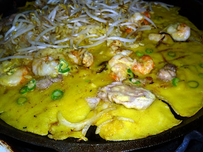 3 hungry tummies: Vietnamese Sizzling Pancake, Bahn Xeo
