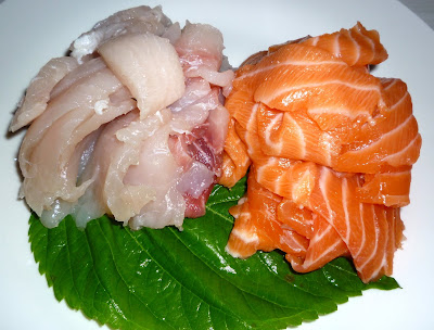 3 hungry tummies: Hwedupbap 회덥밥, Korean raw fish on rice