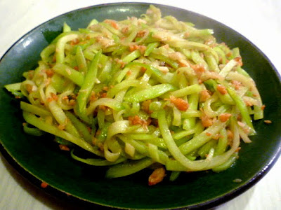 3 hungry tummies: Chokos - Ungly But Oh So Sweet! 蝦米炒佛手瓜 Stir Fried ...