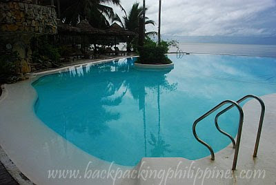 Backpacking Philippines: Caluwayan Palm Island Beach Resort, Marabut, Samar