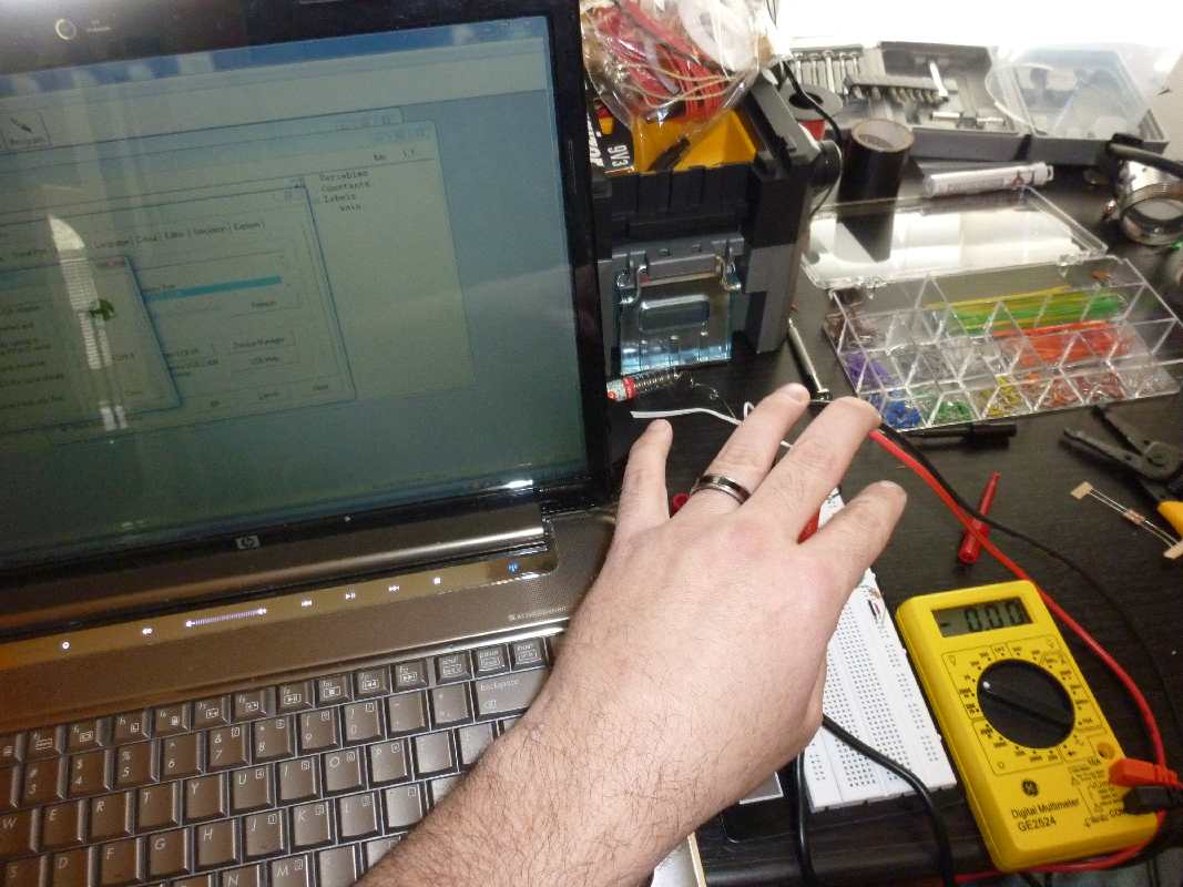 Hands On - Make: Electronics