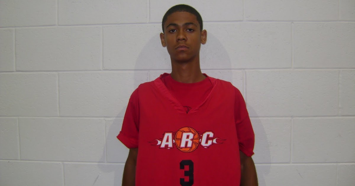 BASKETBALL SPOTLIGHT NEWS: One On One Feat. Tyler Dorsey (ARC)