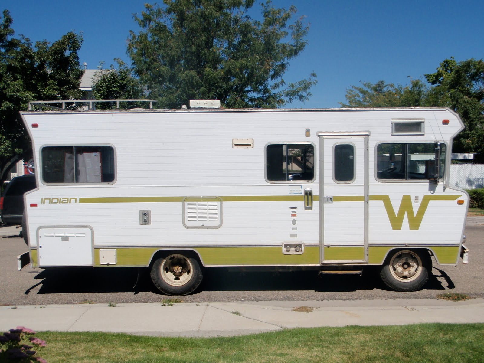"WALTER" our 1973 Winnebago D22 Indian