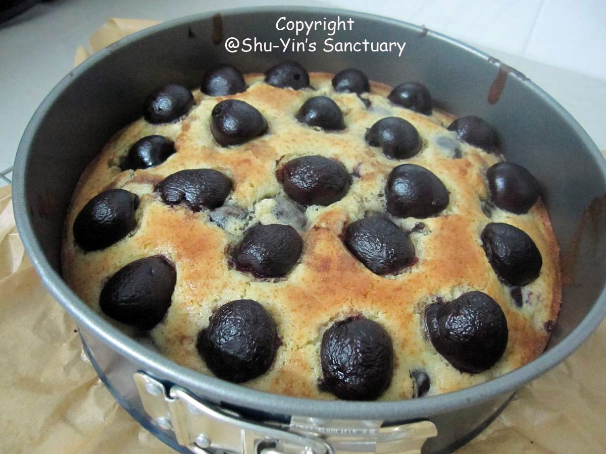 Shu-Yin's Sanctuary: Cherry Cake