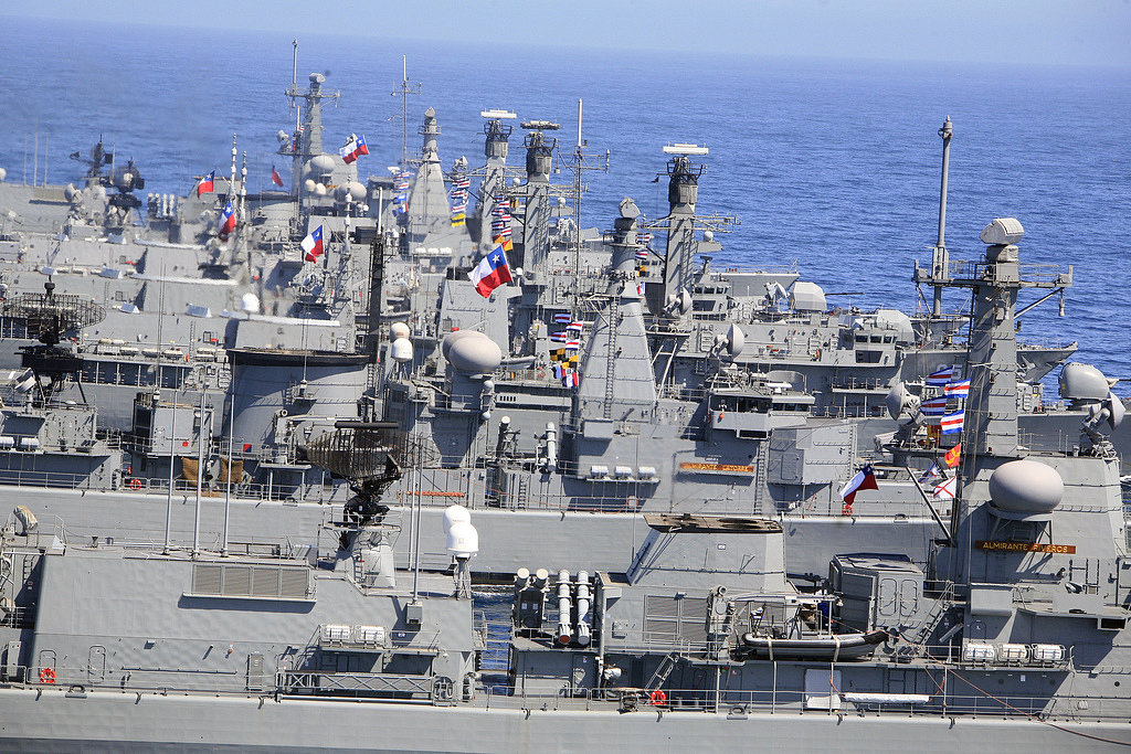 DEFENSA CHILENA: Algunas fotos de la Armada de Chile