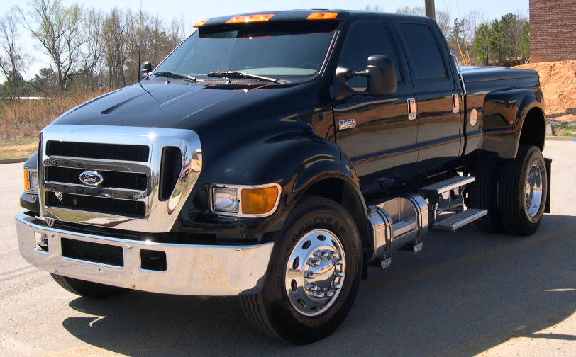 Sandra's cars: Ford F650