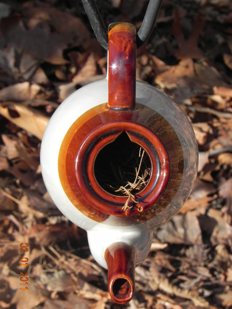 A Purpose to Repurpose: What Once Was a Teapot is Now a Birdhouse ...