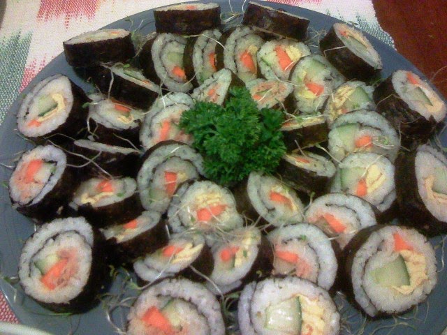 adobongblog: Making maki