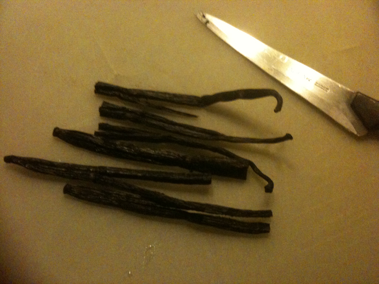 Sweets by Tina...: How to make Vanilla Extract/ Πως να φτιάξετε Υγρή ...