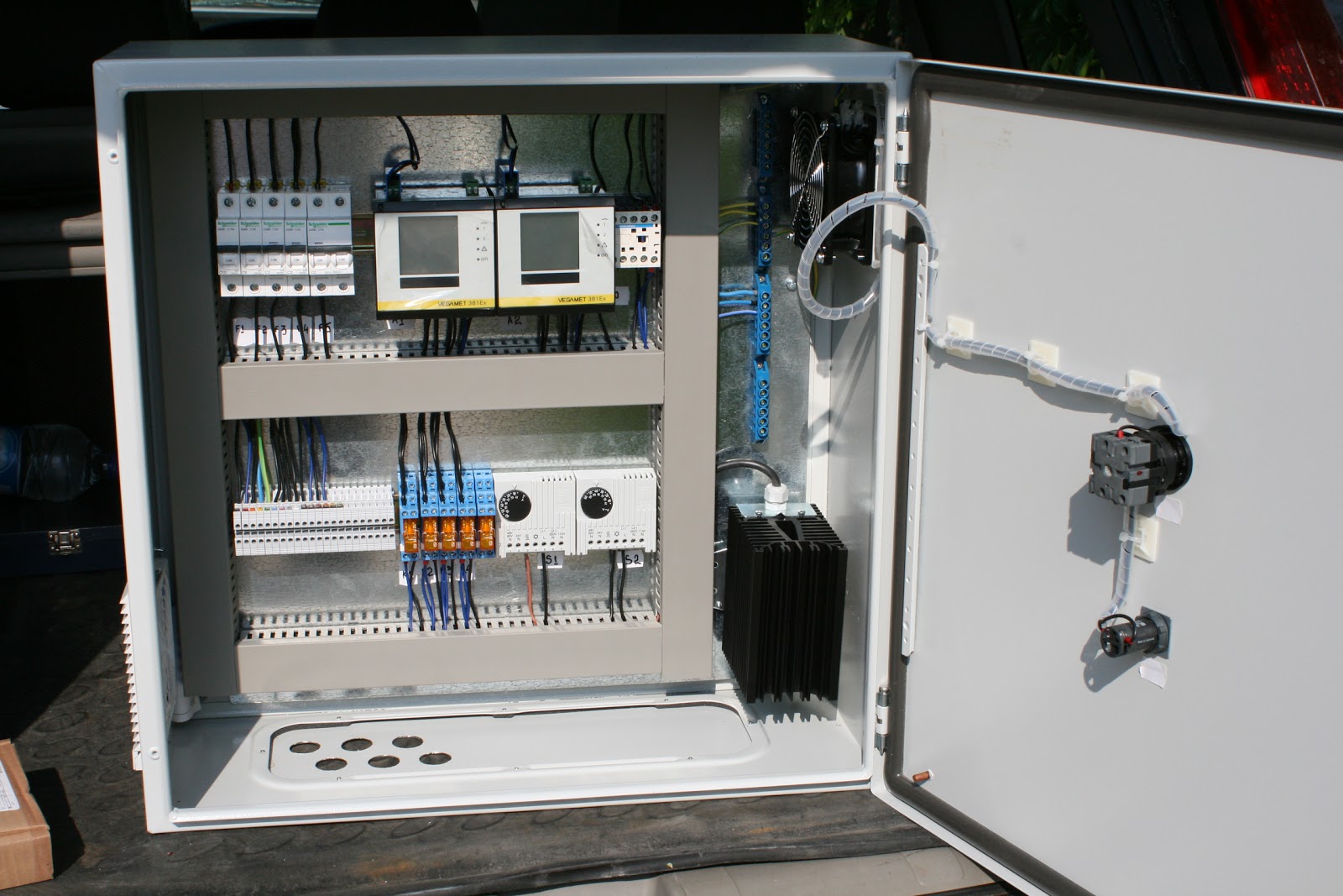 προγραμματισμος PLC-κτιριακοι αυτοματισμοι-instabus-εξυπνο σπιτι ...