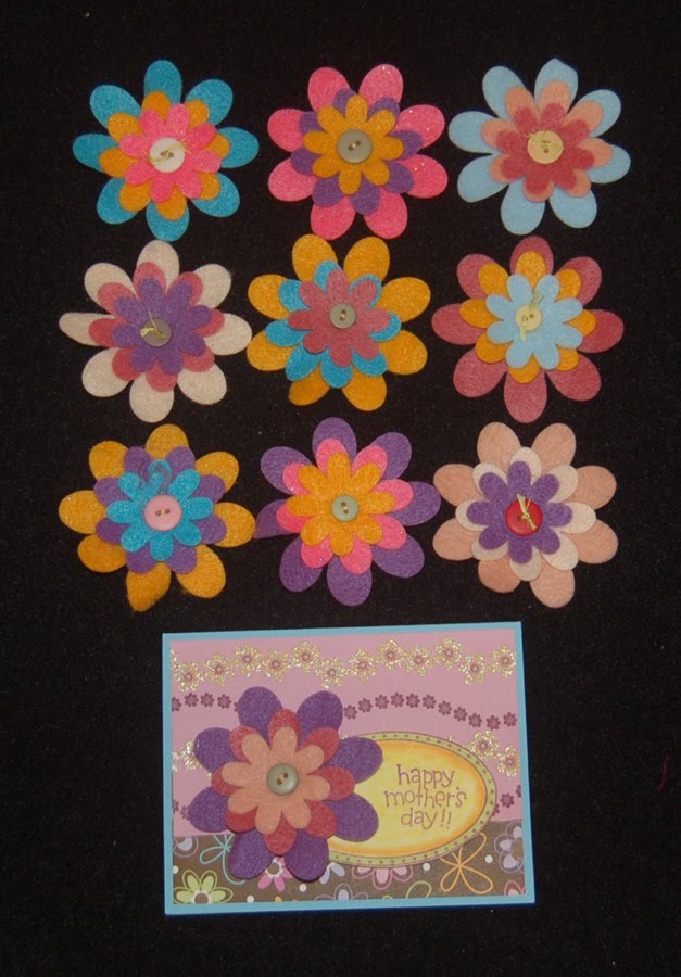 Lynn's Craft Blog: Felt Flowers Card