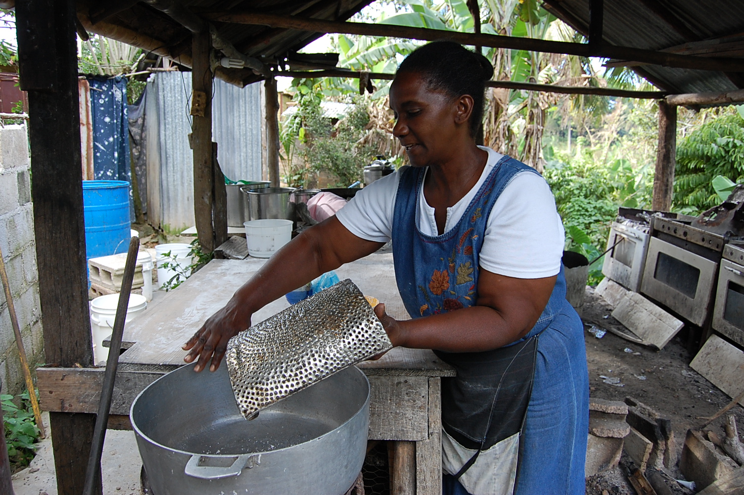 Samana Living: Great Food - Ana's Pan de Coco