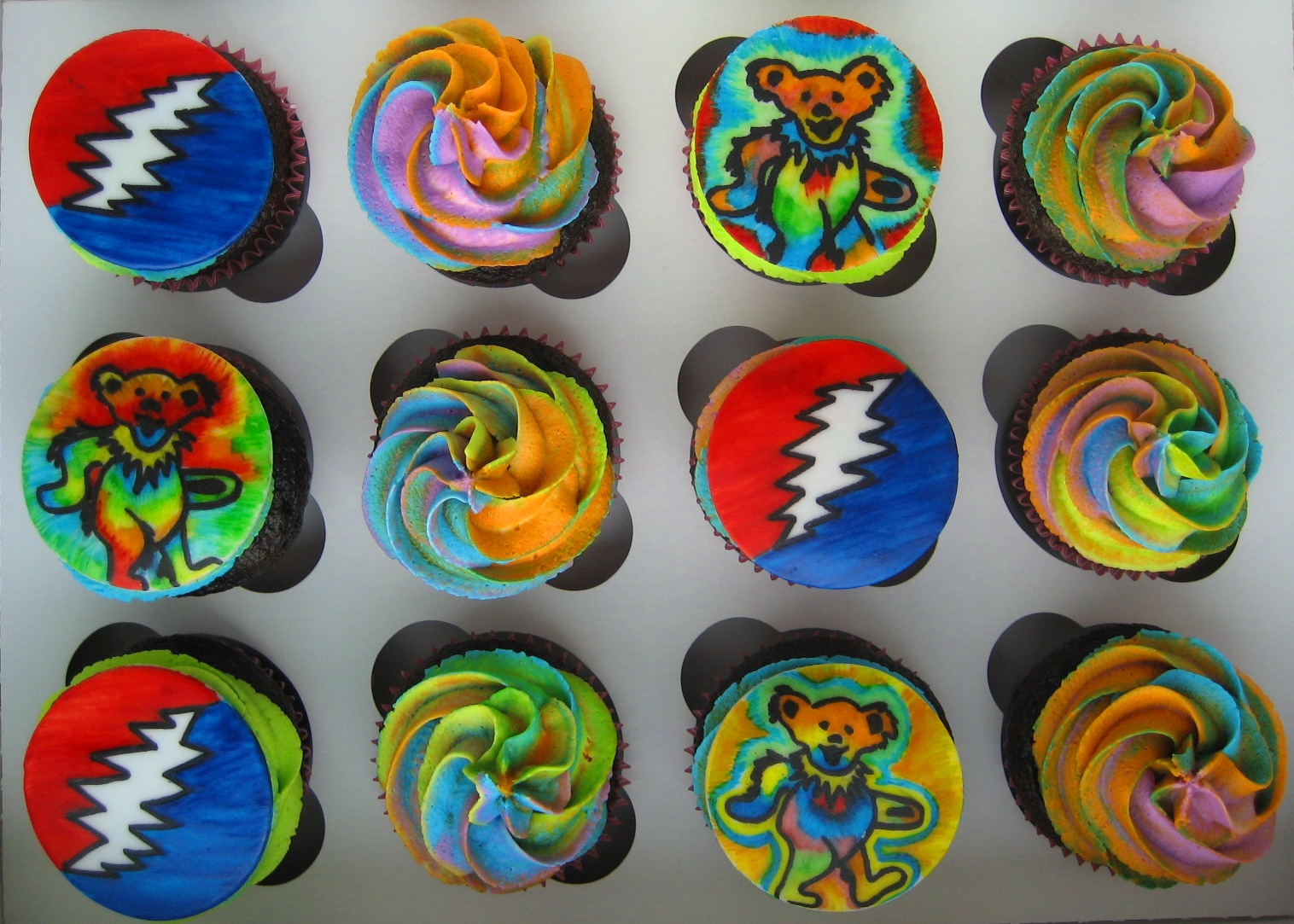 Lavender & Sugar Cakes by Jessica Data: Grateful Dead Cupcakes!