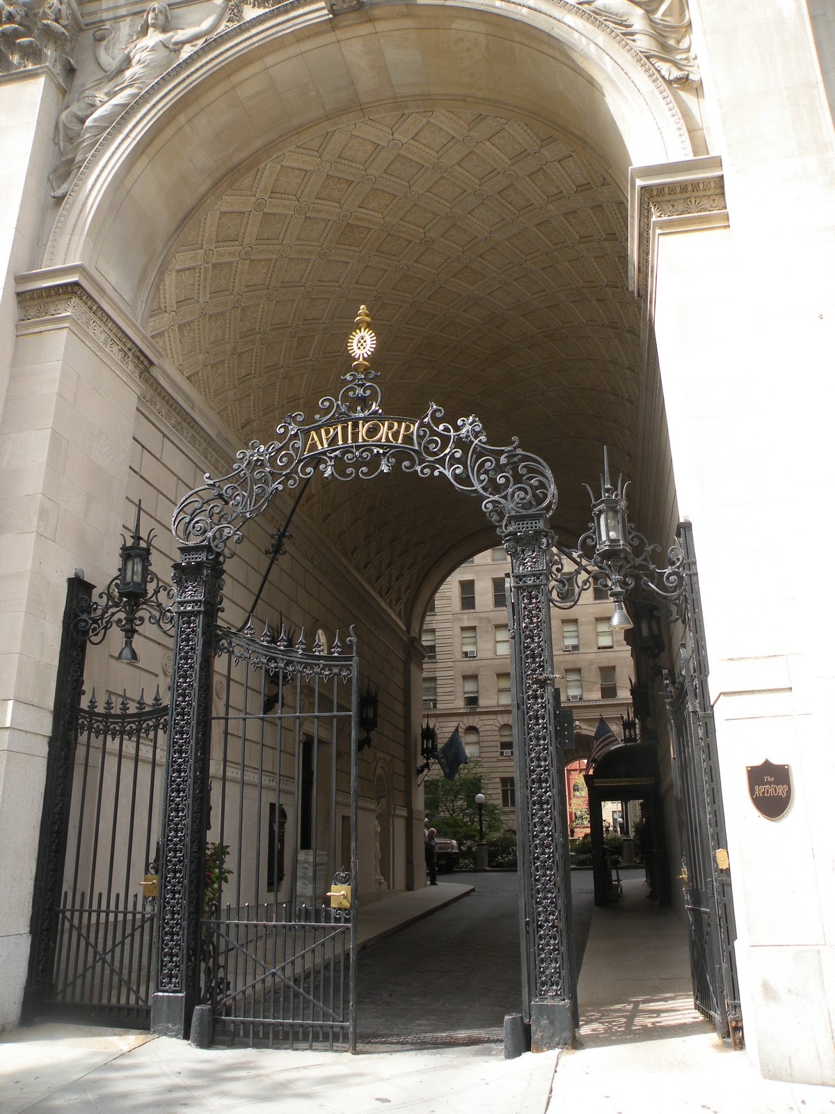 Tour NY Comigo: APTHORP BUILDING - UPPER WEST SIDE