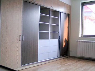 Mobila la comanda: DRESSINGURI