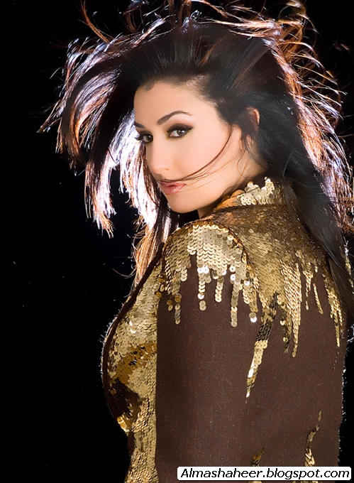 صور و فيديوهات الفنانين و المشاهير: صور غادة عبد الرازق - جزء 1