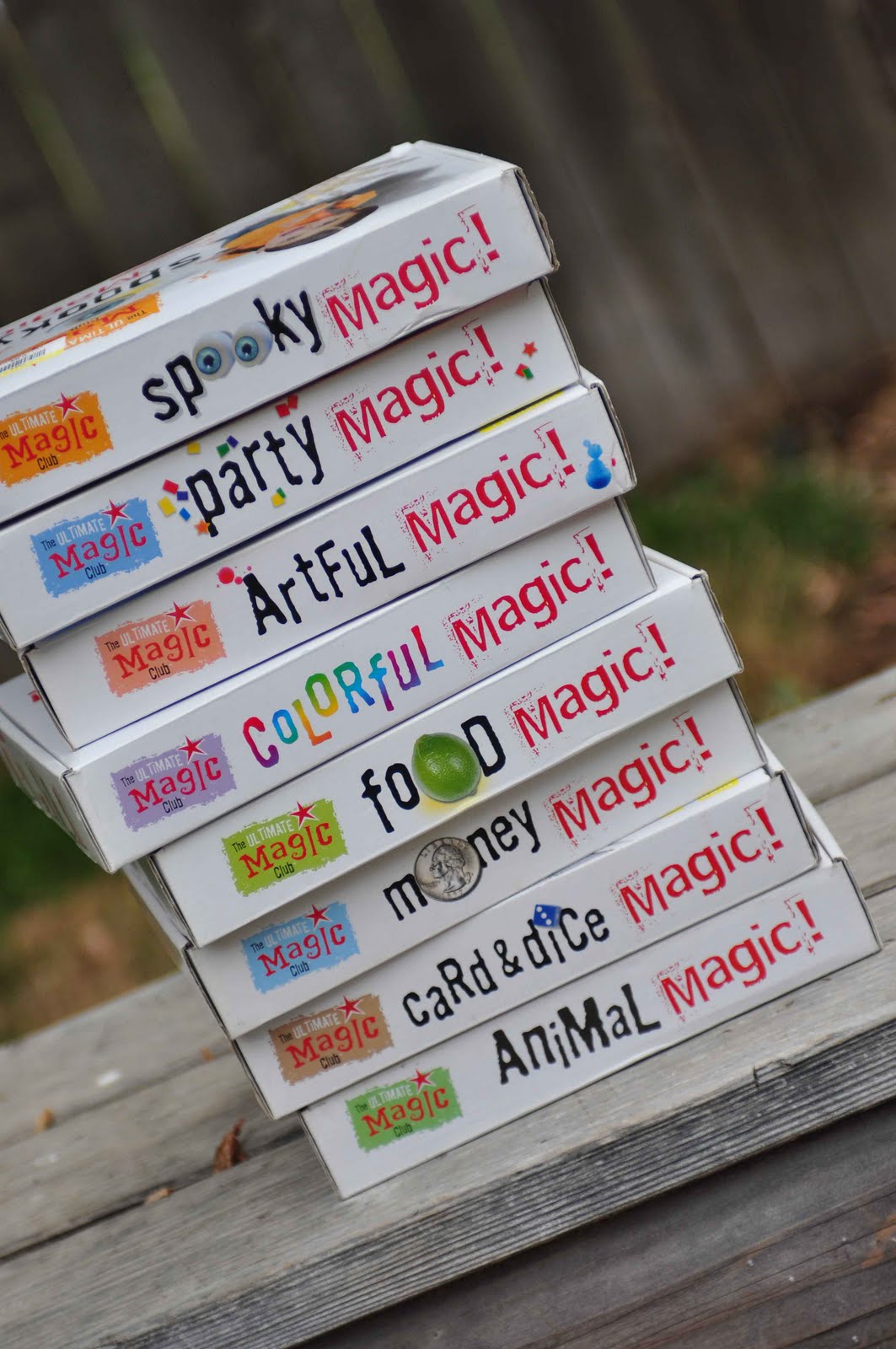 Roper Family Blog Spot: It's Time for Some Magic! Here are my party ...