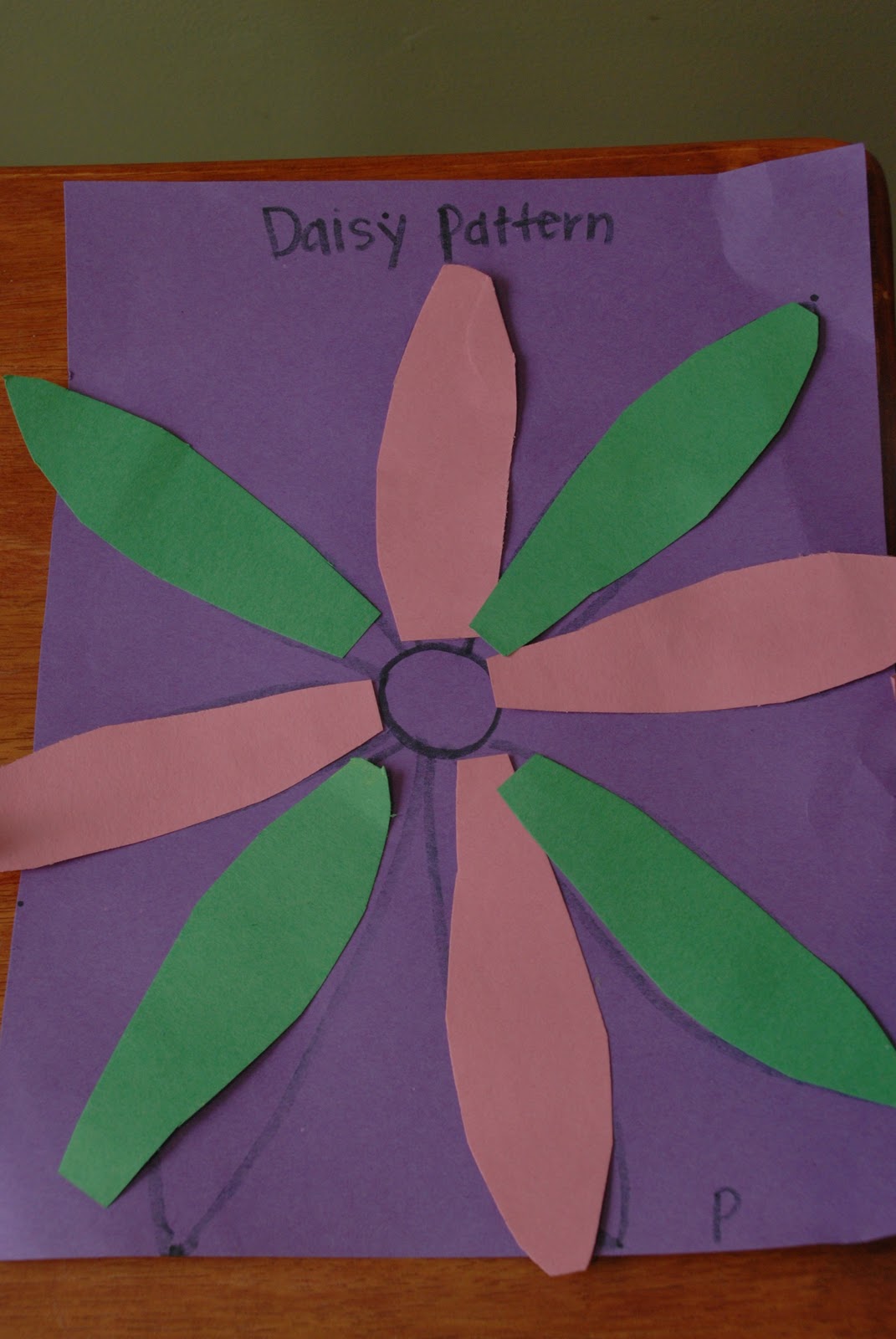 Everyday Carnival: d is for daisy - Preschool Lesson
