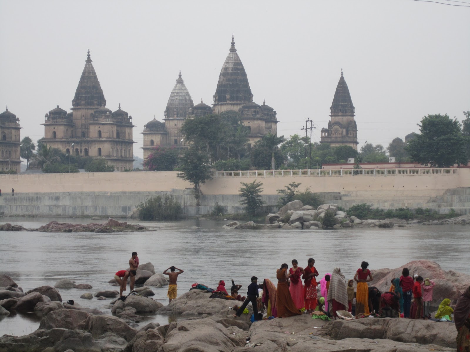 25,000 Miles and Counting...: Our (small) Outing in Orcha