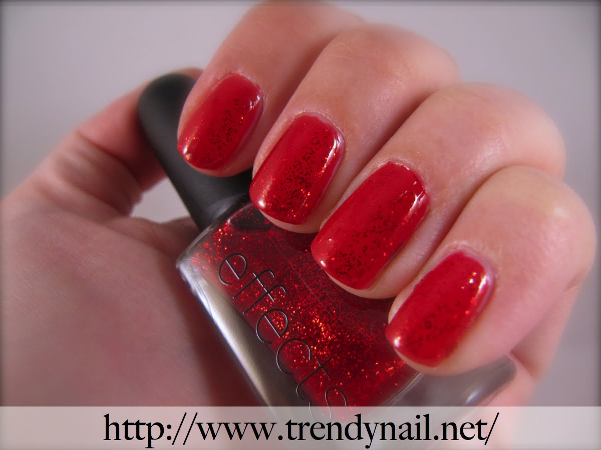 CND: Red Hot swatch and review per un San Valentino dalle unghie ...