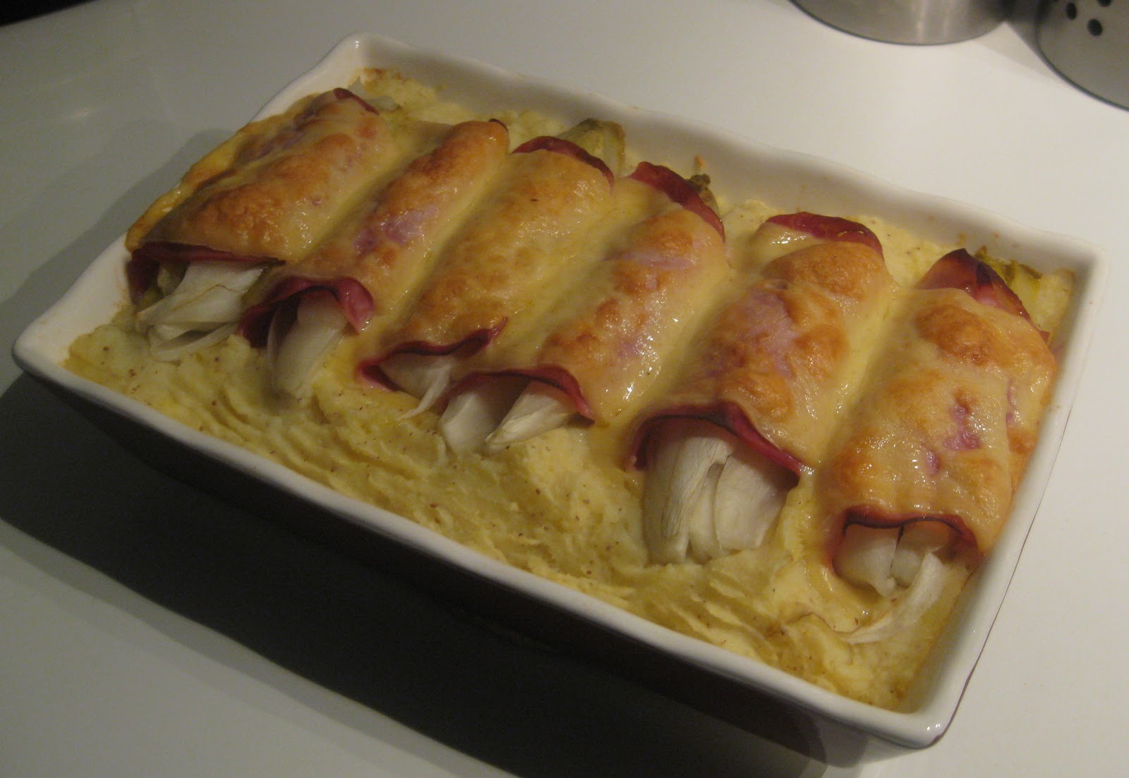 Hobbykok Pluis: Witlof met ham en kaas en mosterdpuree