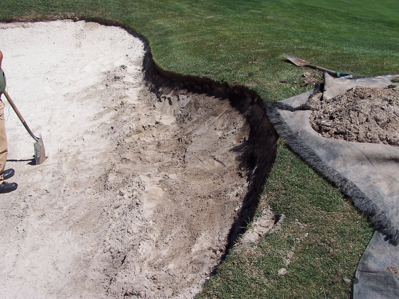 Santa Lucia Preserve: Bunker Lip Gopher Damage