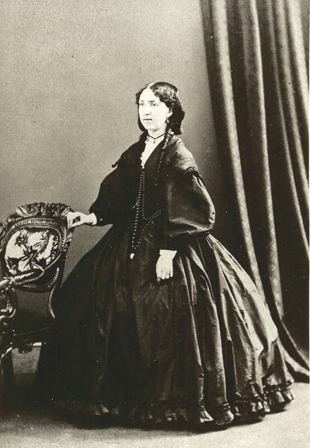 Madame Macabre: El origen de las cosas: el miriñaque o crinolina.