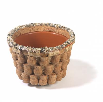 lidinrecicla.: Maceta con corchos.