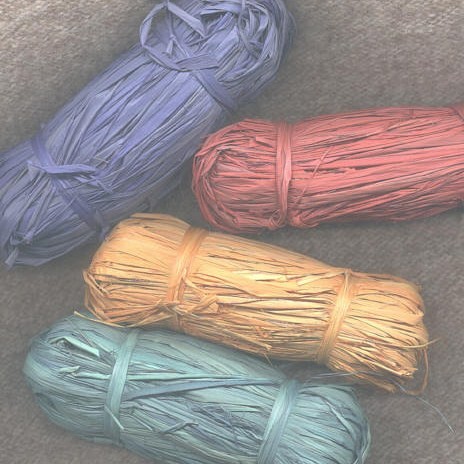 Joaquim- Arte Floral: Ráfia artificial