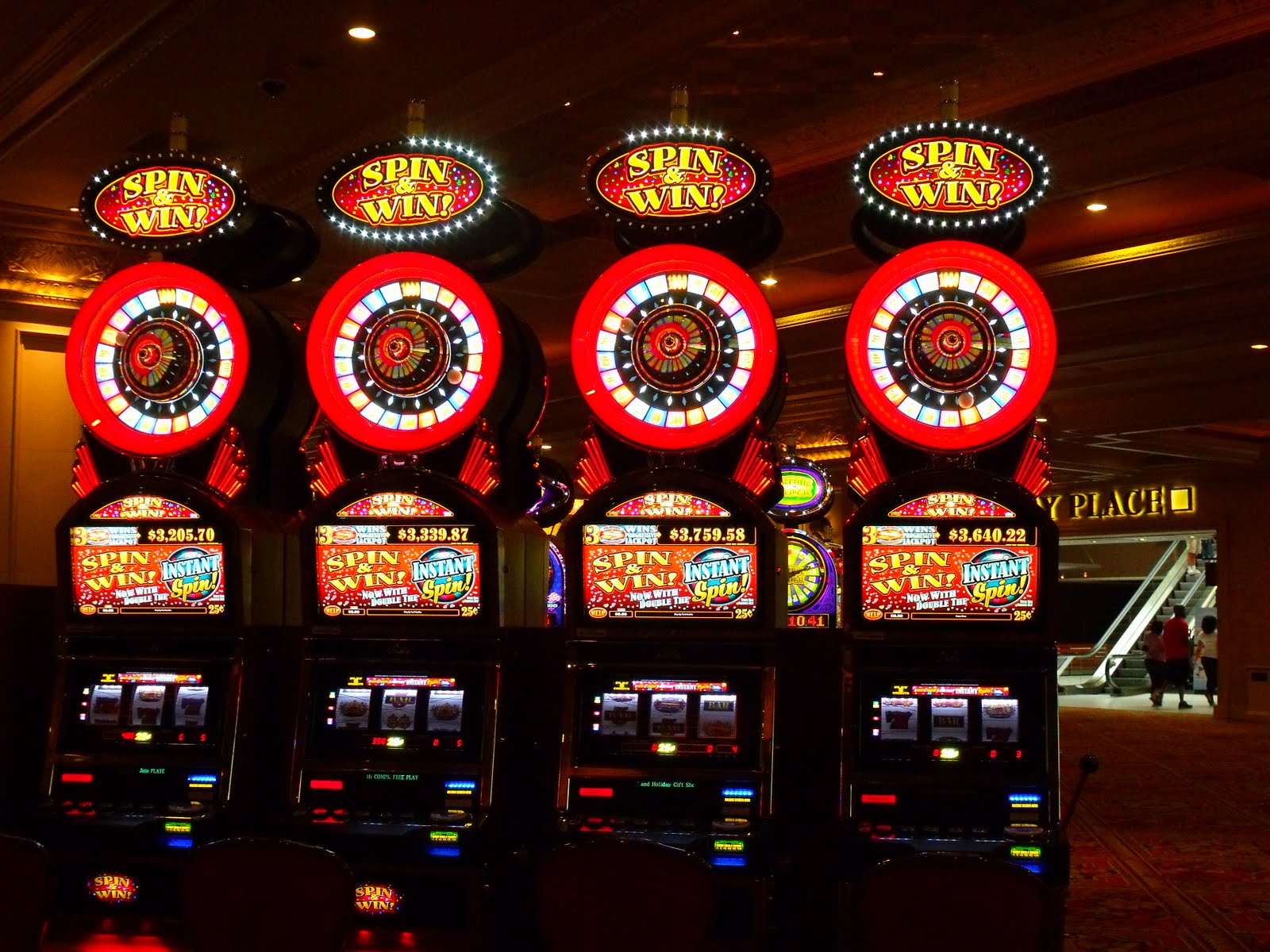 Life's Perception & Inspiration: Ruby Tuesday: Slot Machines Cha-ching!