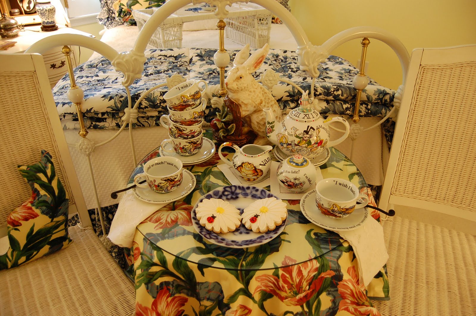 Alice In Wonderland Tea Party and You're Invited! Welcome to the 102nd ...