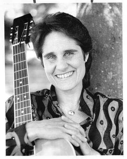 etanu.blog: Remembering Debbie Friedman